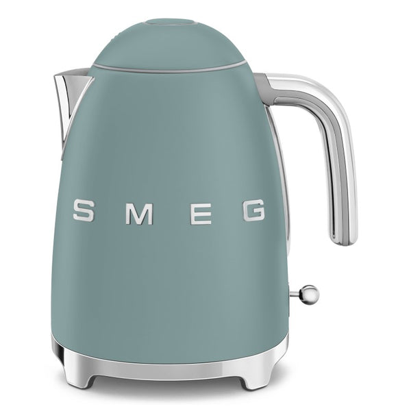 Smeg Retro Style 3D Logo Kettle - Emerald Green – R.T. Edwards Commercial